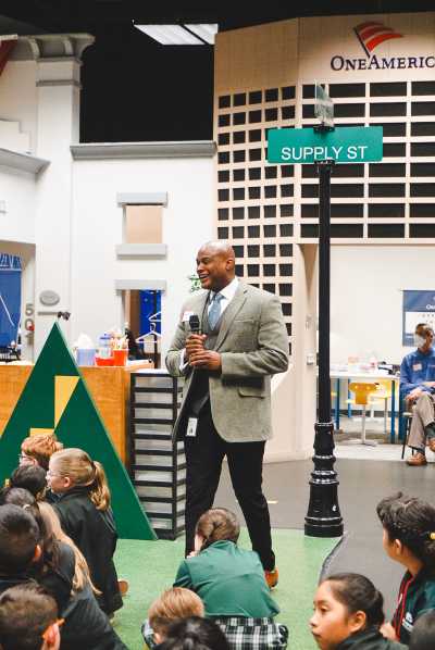 PRESIDENT & CEO OF CITIZENS ENERGY GROUP INSPIRES THE FUTURE OF THE ...